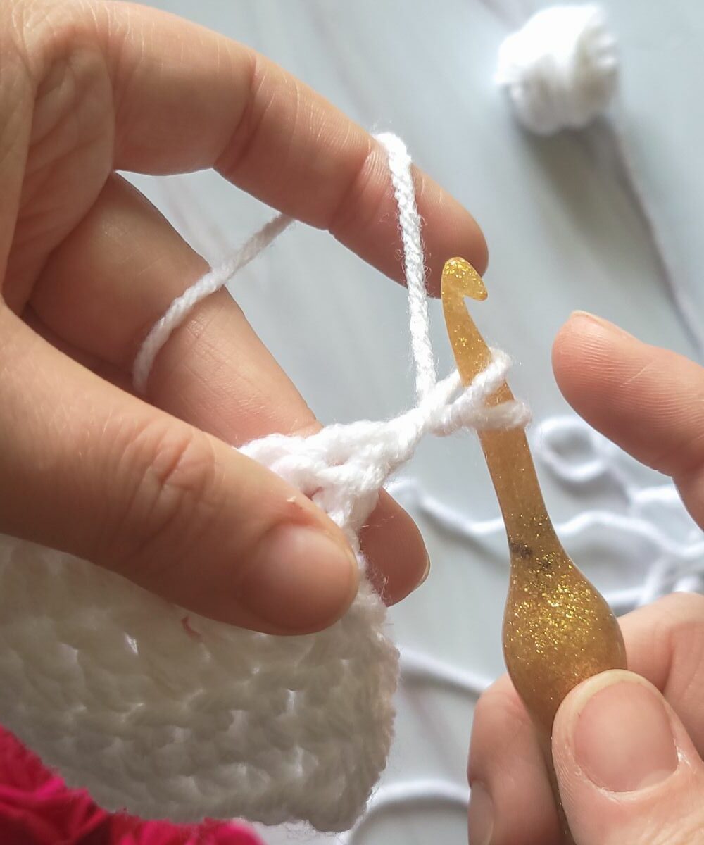 Chainless Turning Stitch For Crochet: A Tutorial - CrochetKim™